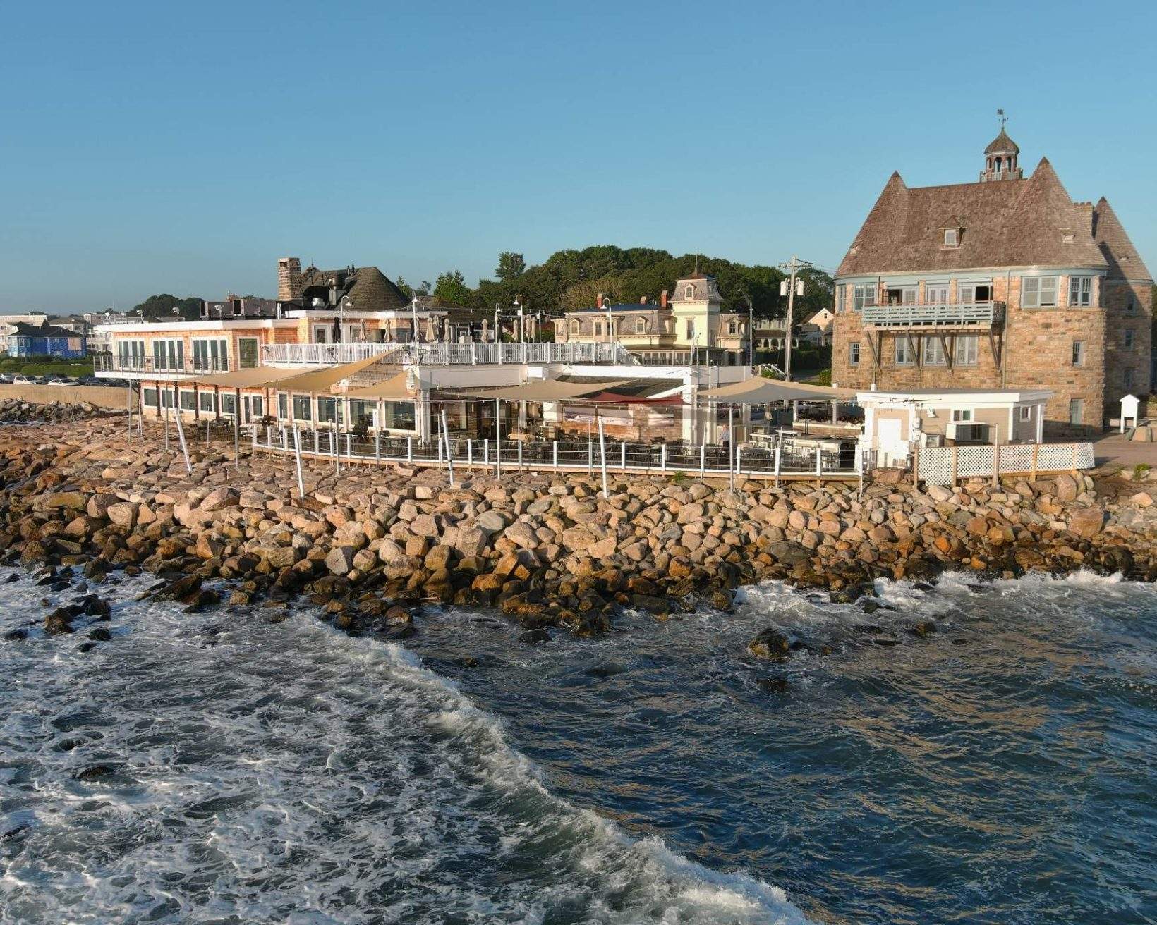 14 U.S. restaurants that serve phenomenal water views