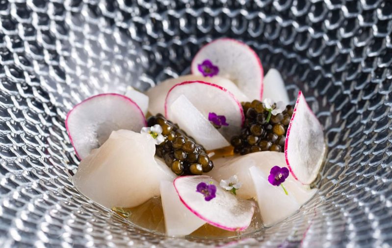 Everything to know about MICHELIN-starred Commis