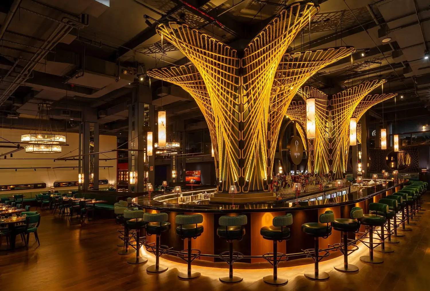 Aqua in NYC: dual-cuisine dining in Flatiron - OpenTable Blog