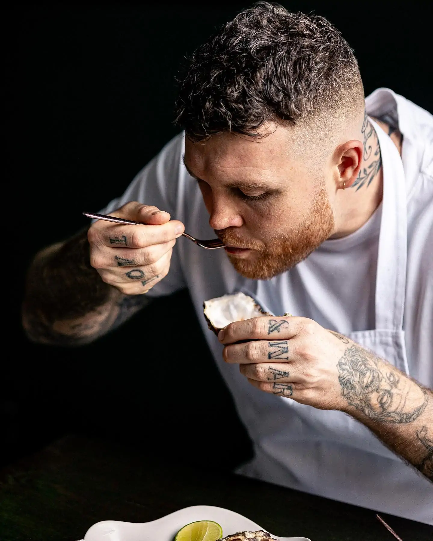 How to eat oysters like chef Tom Brown - Top Tips | OpenTable UK