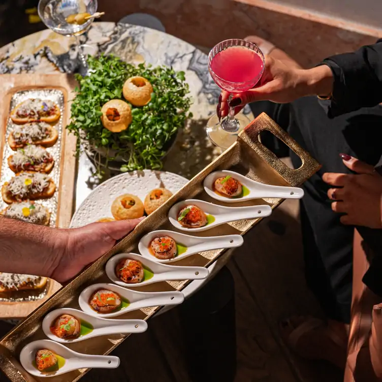The best happy hour in Sydney for 2025 - Top 10 deals - OpenTable Blog ...
