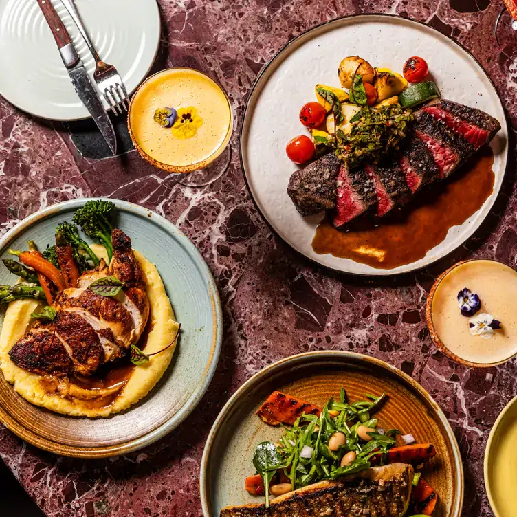 The best lunch in Sydney for 2025 - Top 11 must-try spots - OpenTable ...