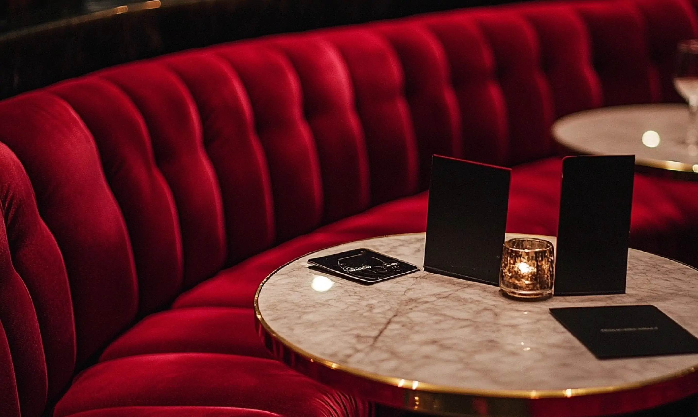 OpenTable vs Resy: Comparing Restaurant Reservation Systems