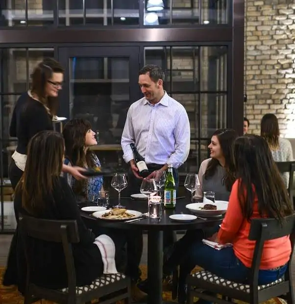 How to open a restaurant: Choosing a perfect location in 2023