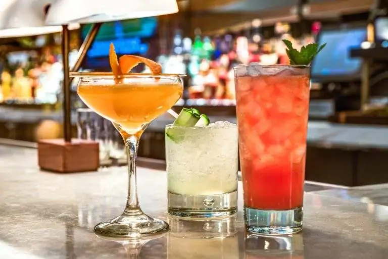 10 proven methods for building a successful cocktail program