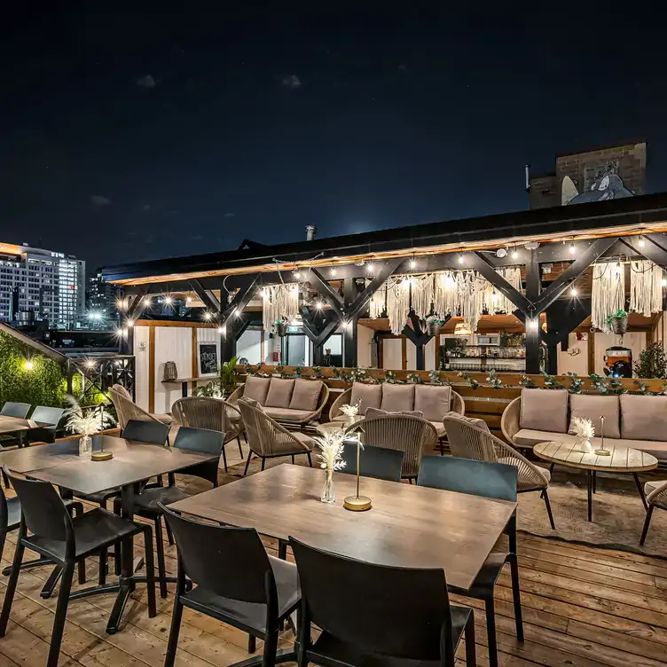 The best restaurants with a view in Ottawa to try this 2025 - OpenTable ...